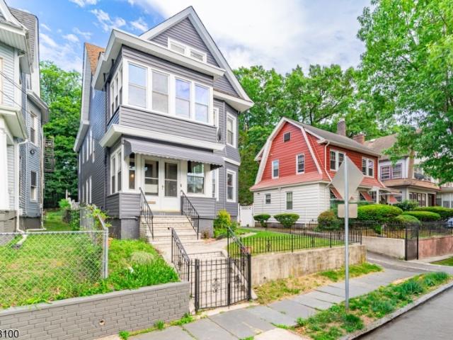228 Duane St # 1