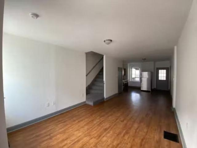 228 Dupont St
