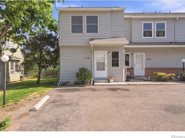 228 E 42nd Street