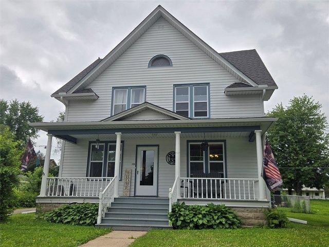 228 E Washington Ave, Fall Creek, WI 54742