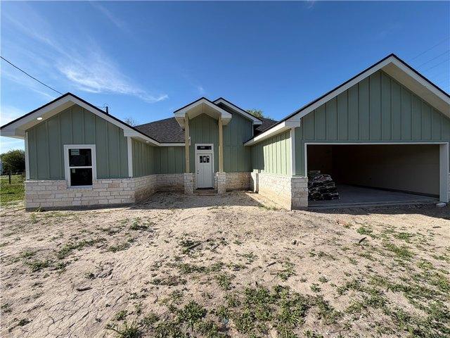 228 E Ailsie Ave, Kingsville, TX 78363