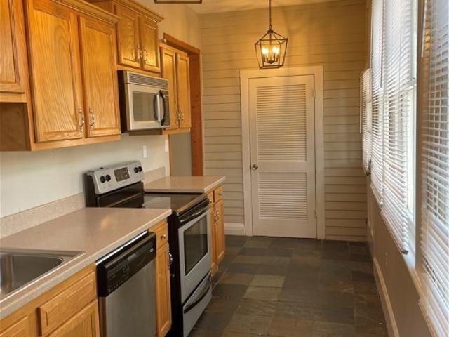 228 E Henry Street A