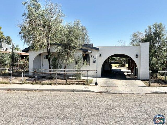 228 Espinoza St, Calexico, CA 92231