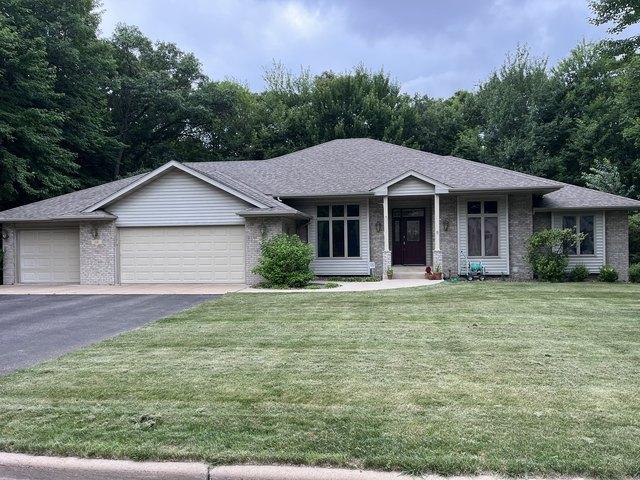 228 Oak Knoll Dr, Chippewa Falls, WI 54729