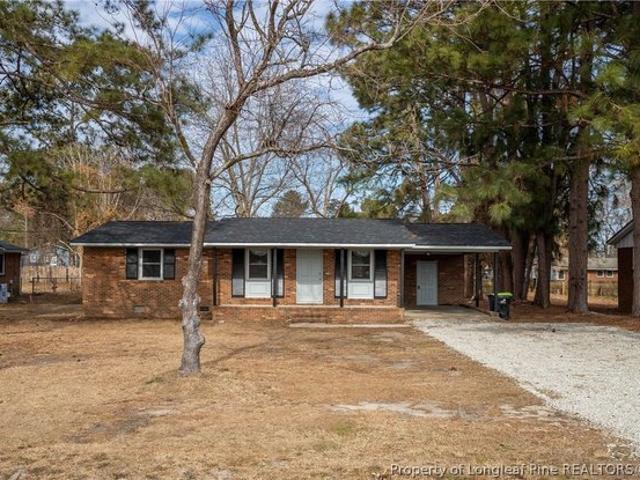 228 Odell Rd, Spring Lake, NC 28390