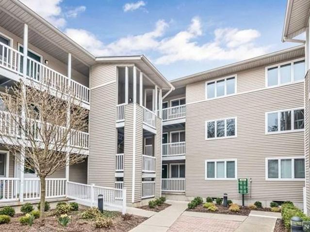 228 Orchard Park #228, Allendale, NJ 07401