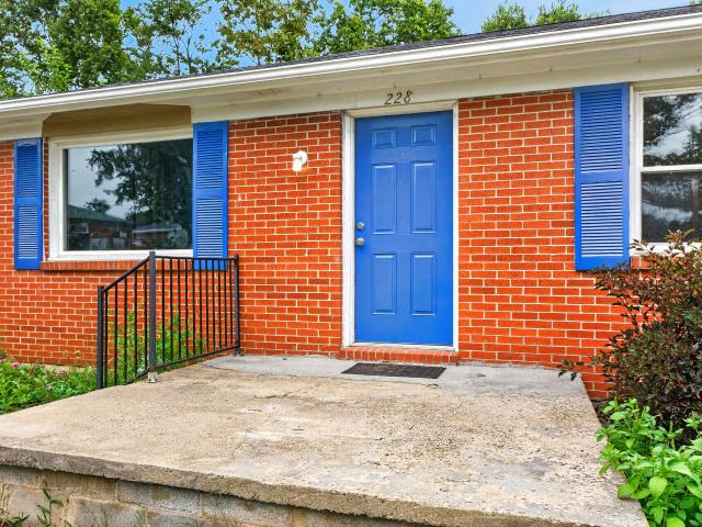 228 Laurel Lane