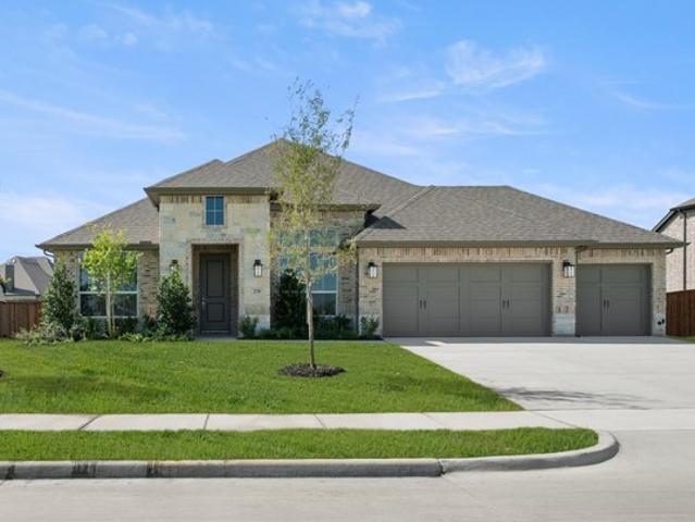 228 Mountain Laurel Dr, Waxahachie, TX 75165