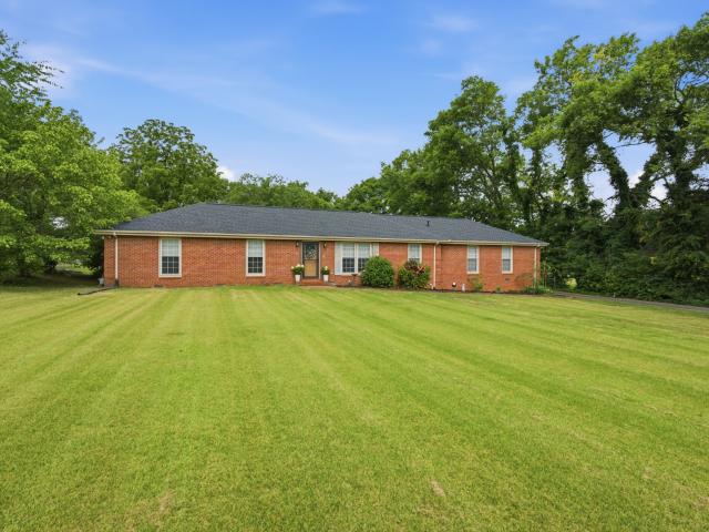 228 Maple Hill Rd