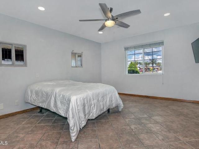 228 N 65th Pl, Mesa, AZ 85205