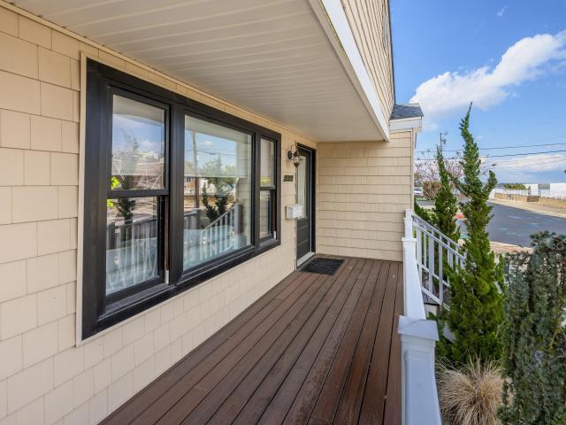 228 N 34th Ave