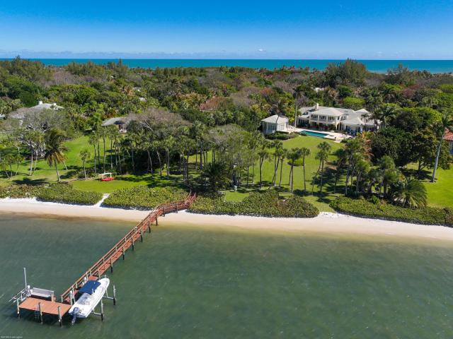 228 S Beach Rd, Jupiter Island, FL 33455 | MLS #R11168