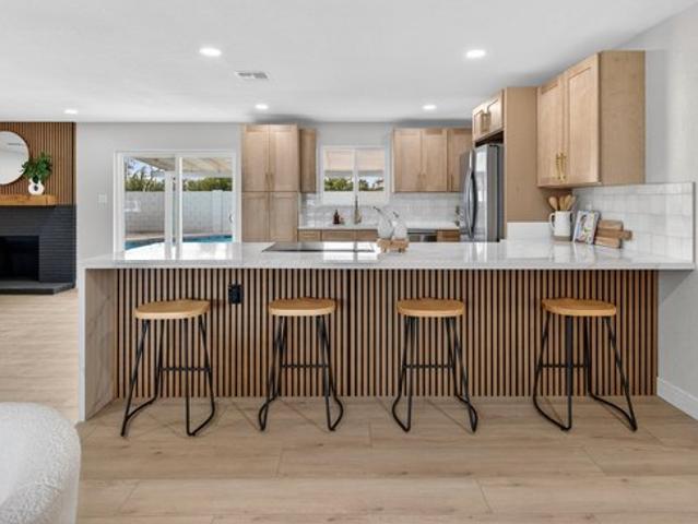 228 S Hill, Mesa, AZ 85204