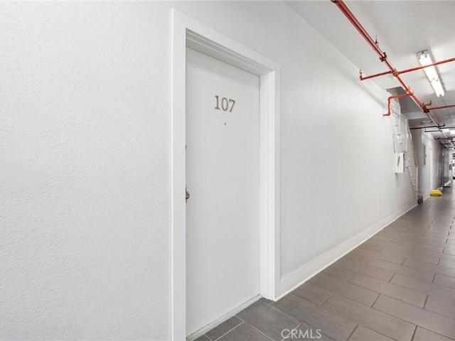228 S Kenwood Street 107