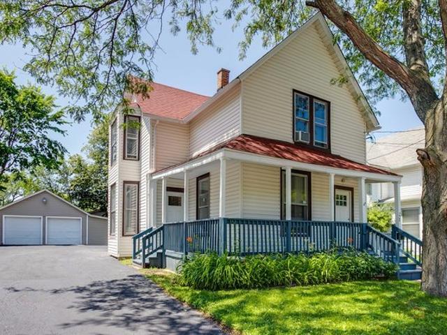 228 S Lincoln Ave, Waukegan, IL 60085
