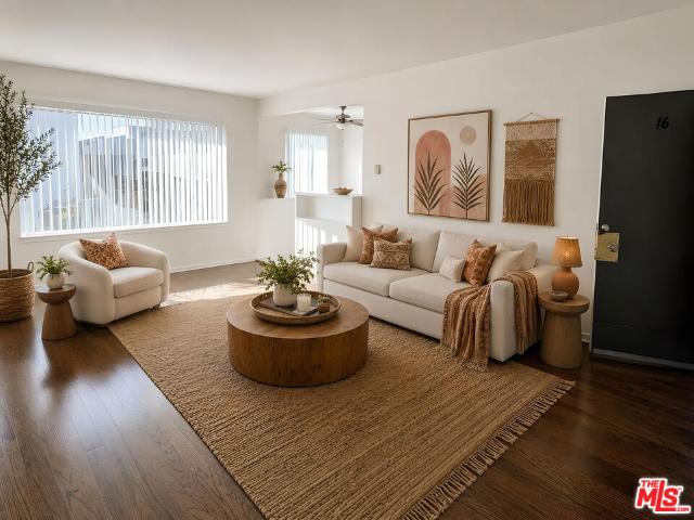 228 S Mariposa Avenue 16