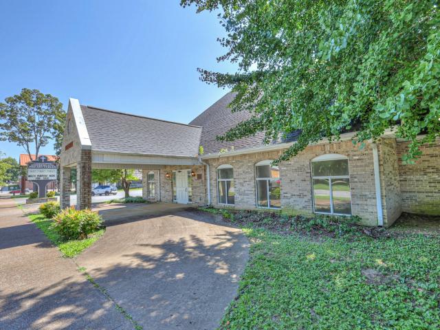 228 S Military Ave, Lawrenceburg, TN 38464 | MLS #3122