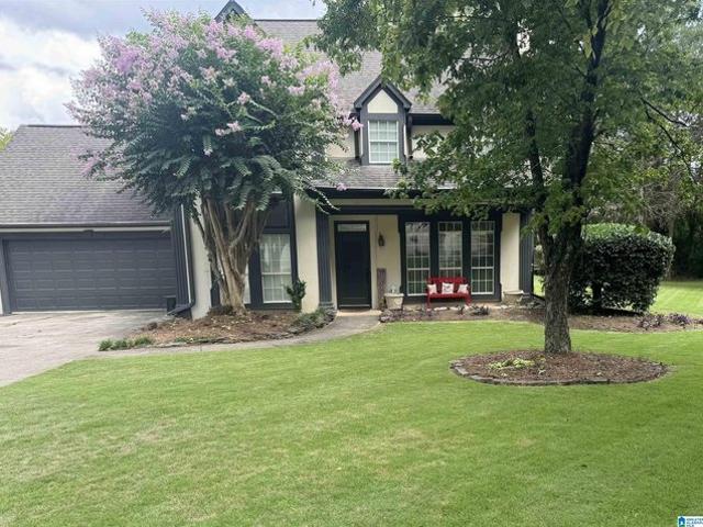 228 Summer Brook Ln, Alabaster, AL 35007
