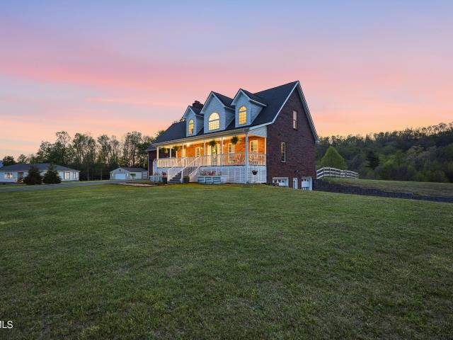 228 Sunrise Lane