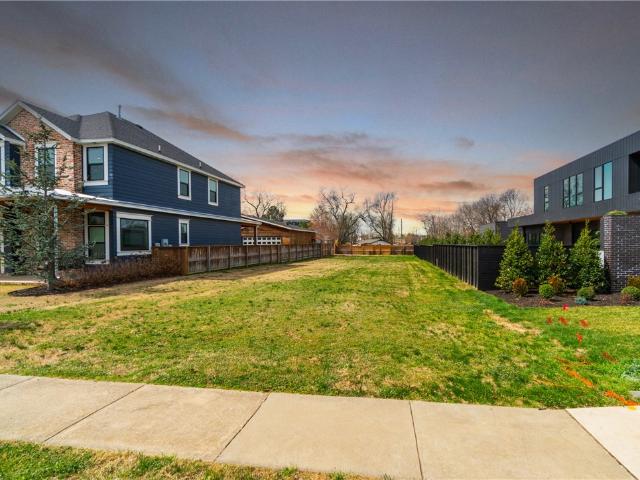 228 SW F Street
