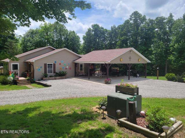 228 Paul Wheeler Lane