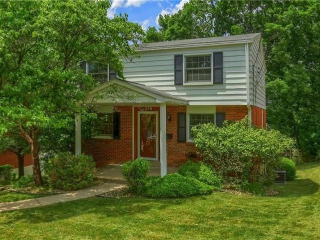 228 Parkedge Rd, Pittsburgh, PA 15220