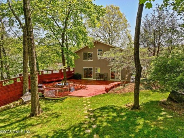 228 Pemberwick Rd, Greenwich, CT 06831