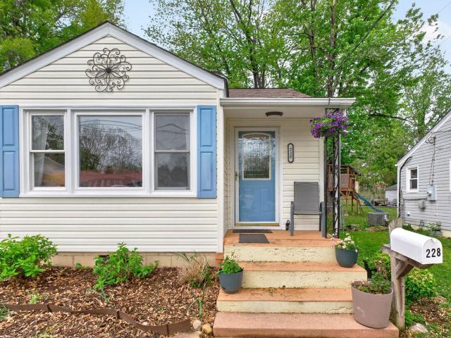 228 River Rd, Waynesboro, VA 22980 | MLS #676511 | Compass