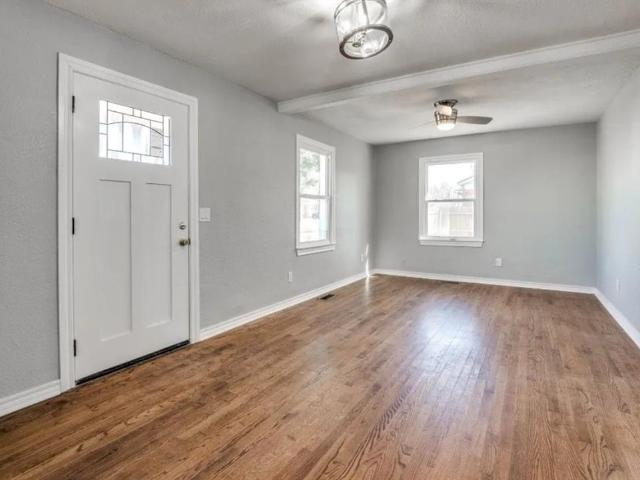 228 W Fairchild