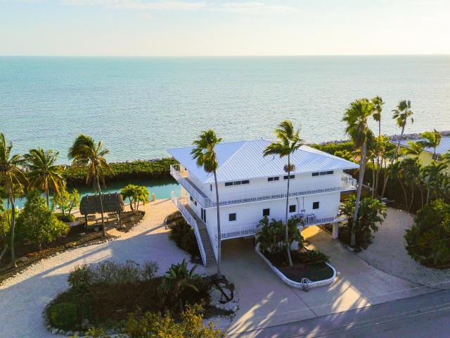 228 W Seaview Cir, Duck Key, FL 33050 | MLS #618723 | Compass
