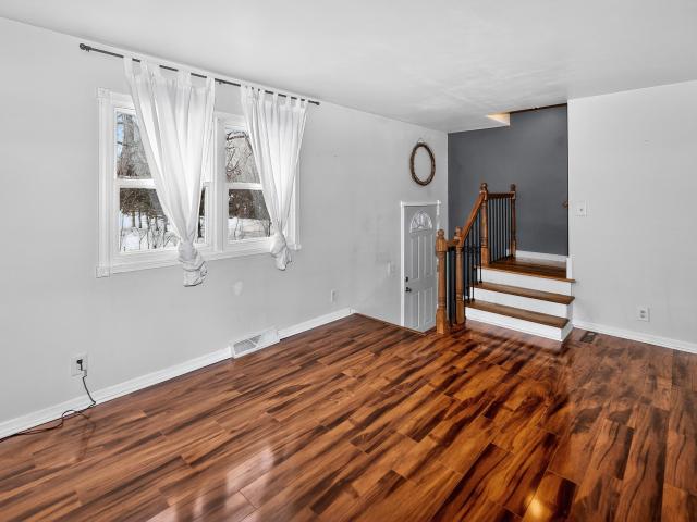 228 Wolf Dr, Unit 3
