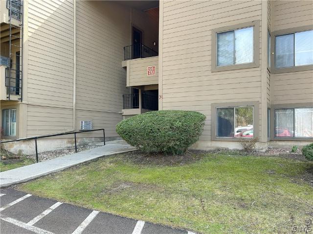 228 Watertree Dr, De Witt, NY 13057 | Compass