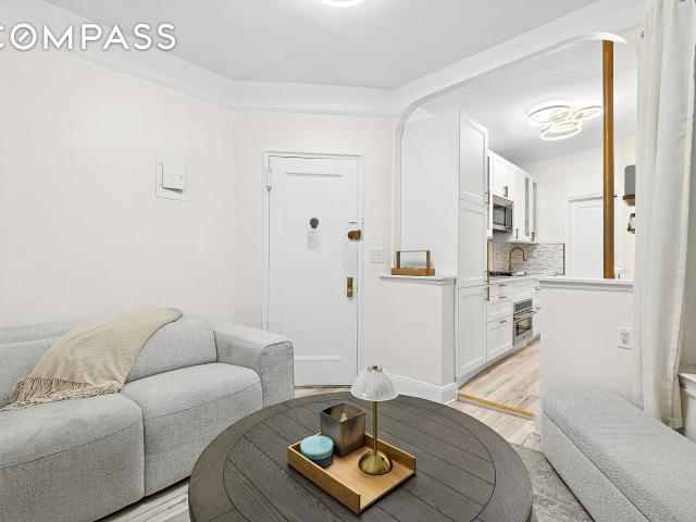 228 West 17th Street, New York, NY