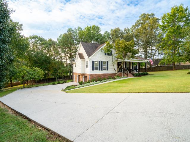 228 Vineyard Drive