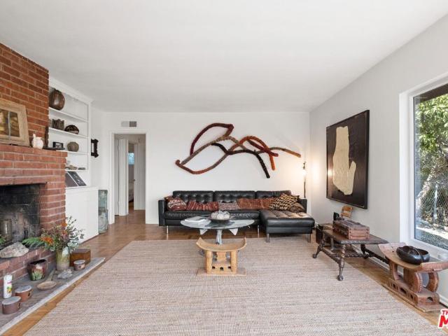 2294 Mountain Oak Drive