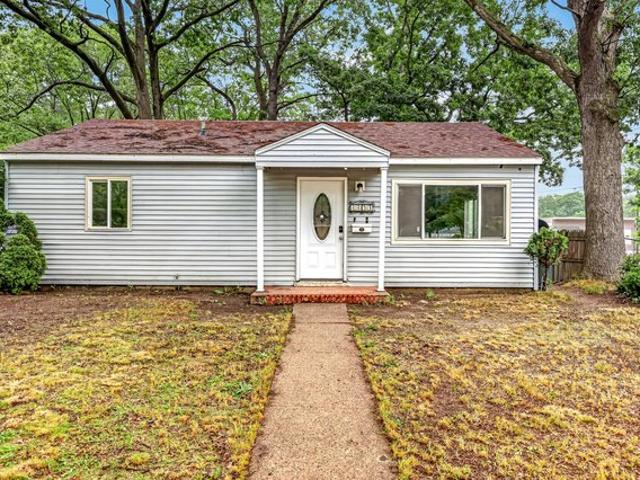 2294 Austin St, Muskegon, MI 49444