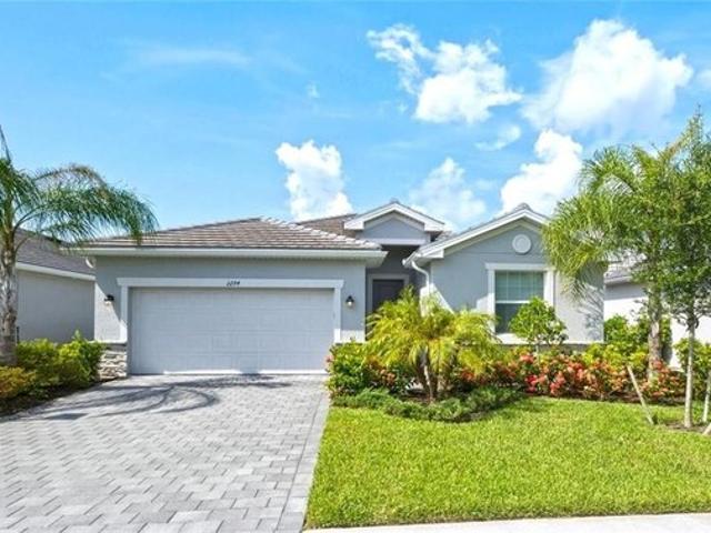 2294 Avocado Ln, Naples, FL 34120