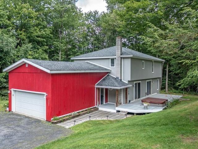 2294 VT Rt # 100, Duxbury, VT 05676