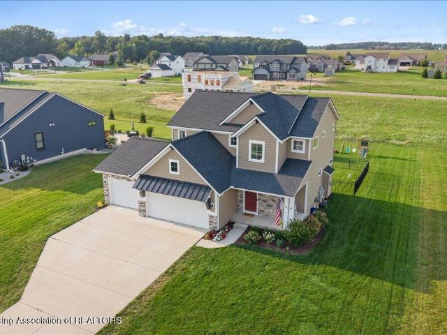2294 W Gallant Fox Way