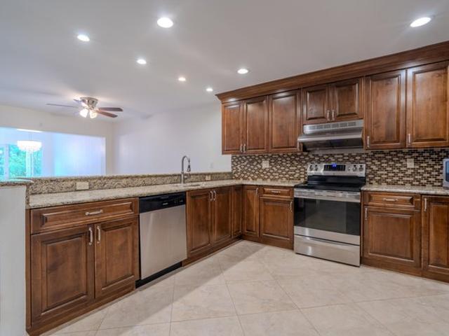 22954 Ironwedge Dr, Boca Raton, FL 33433
