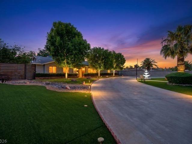 2295 N Gateway Rd, Las Vegas, NV 89115