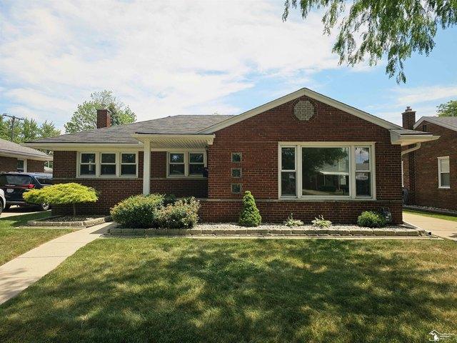 2955 Bridge St, Trenton, MI 48183