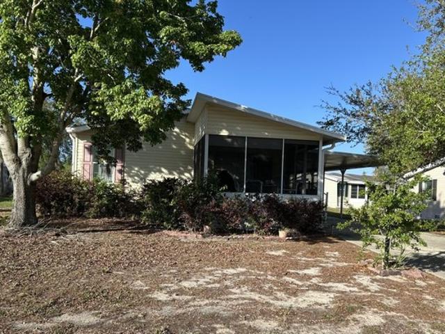 2295 Grand Traverse Cir, Grand Island, FL 32735
