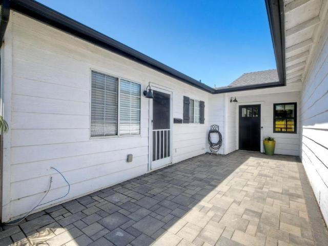 2295 Highland Dr, Carlsbad, CA 92008 | MLS #NDP2604 | Compass