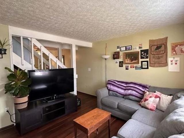 2295 Laurelwood Drive
