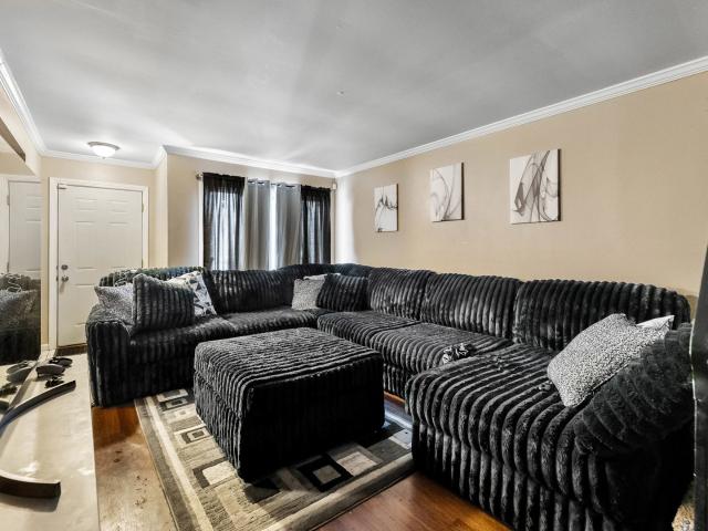 2295 Windsor Lane