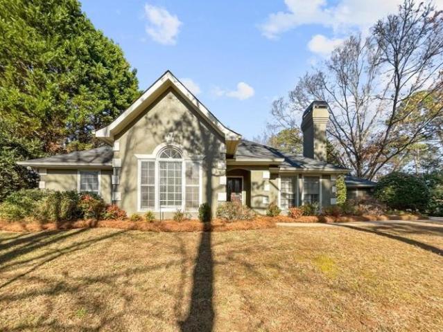 2296 Camden Dr SW, Marietta, GA 30064