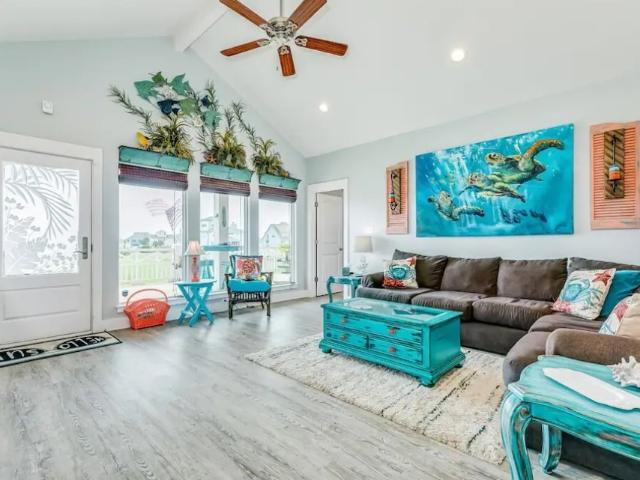 2296 E Crab Street