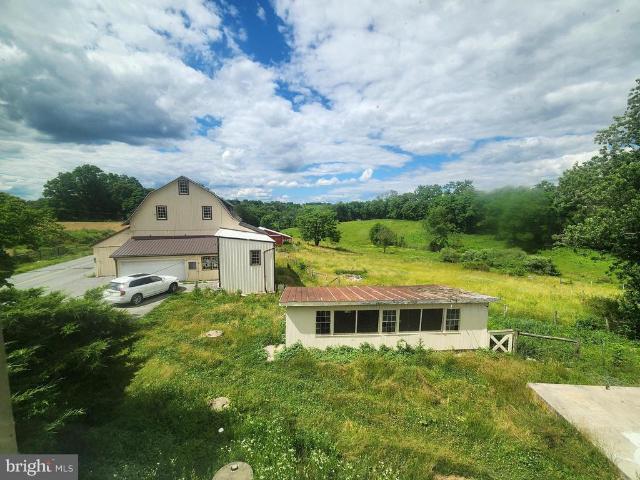 2296 Valley Road