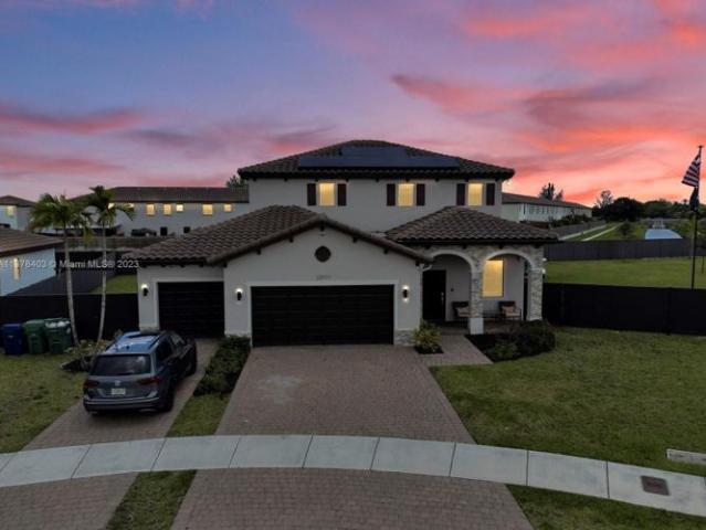 22977 128th Ave SW, Miami, FL 33170